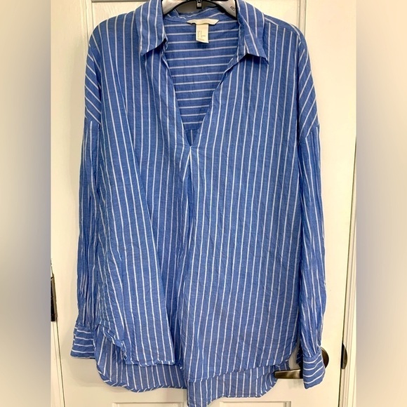 H&M | Tops | Hm Dress Shirt Size Small Blue Wwhite Vertical Stripes ...